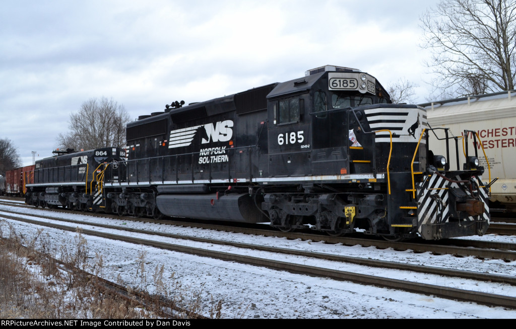 NS SD40-2 6185/RPU6 864